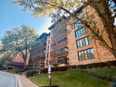 Mission Hills Condos For Sale - Citadel Northbrook IL