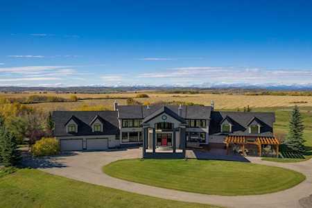 Calgary Homes With Acreage For Sale - Calgary Acreage Properties