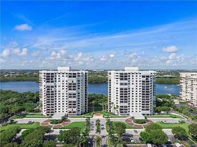 Boca Raton Condos With a Boat Dock For Sale - Boca Raton, FL