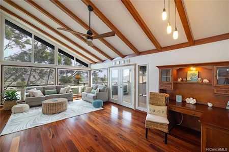 Mariners Cove | Hawaii Kai, Oahu | Neighborhood Info & Homes For Sale