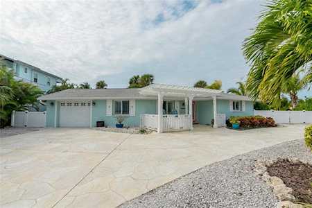 Key Royale Homes for Sale on Anna Maria Island | Key Royale Real Estate