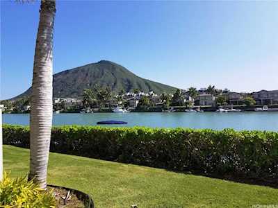 Mariners Cove | Hawaii Kai, Oahu | Neighborhood Info & Homes For Sale