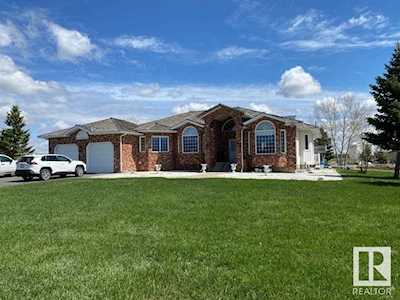 Find 1500+ Attractive Edmonton Bungalows For Sale, Now!