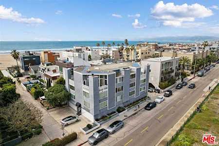 Marina del Rey Beach Front Homes for Sale | MDR Oceanfront Real Estate