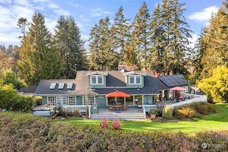 Vashon Island Luxury Homes For Sale - Vashon Island Luxury Real Estate