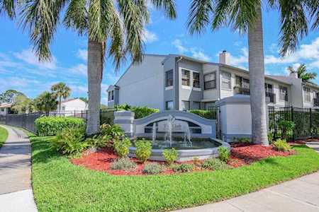 Feather Sound Homes and Condos | Clearwater FL