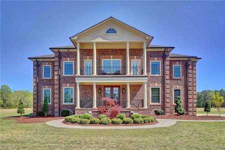 Suffolk Homes and Real Estate