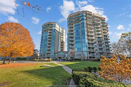 Riverside Drive Homes For Sale Windsor - Riverside Drive Real Estate