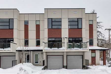 Townhouses for Sale in Calgary - Townhomes in Calgary