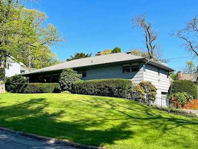 Mid-Century Modern Style Homes for Sale in Massachusetts - Signal Real ...