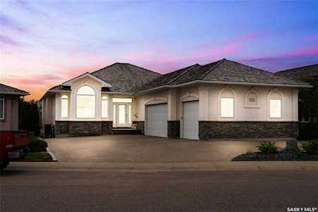 Lakeridge - Homes for Sale in Lakeridge Regina