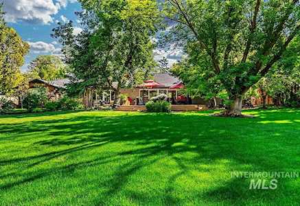 A Guide to Golf Course Living in Boise, Idaho