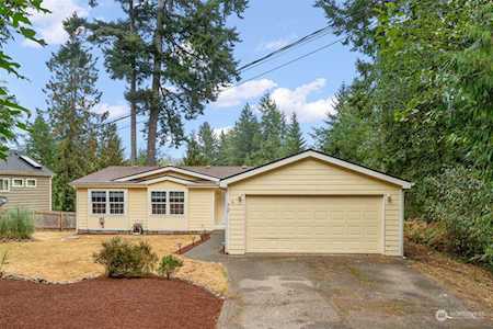 Lake Symington Waterfront Homes (Local Waterfront Specialists)