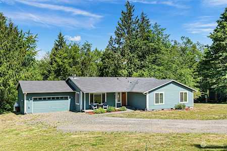 Lake Symington Waterfront Homes (Local Waterfront Specialists)