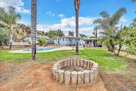 9 Reasons Lakeside San Diego is a Great Place to Live in 2023 | 2024