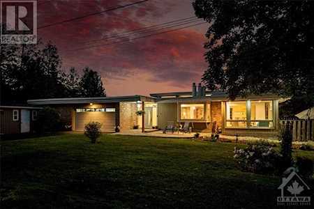 Ottawa Waterfront Homes For Sale - Ottawa Waterfront Real Estate