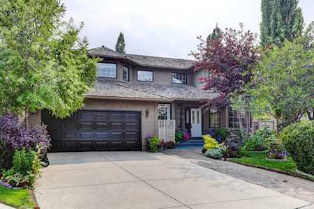 Homes for Sale in Signal Hill Calgary | Houses in Calgary