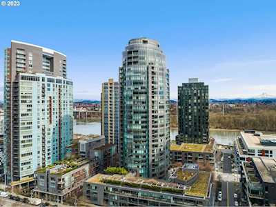 John Ross Condos Portland | 3601 S River Pkwy