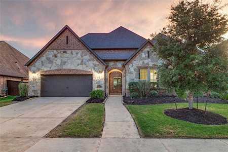 Master Planned Communities in Iowa Colony, Texas