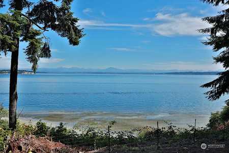 Whidbey Island Waterfront Homes (Local Waterfront Specialists)