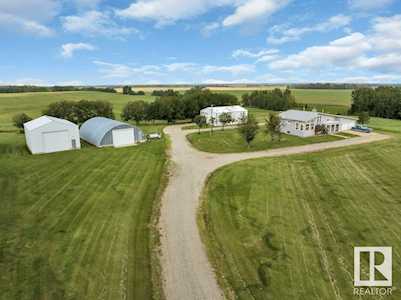 Lisa Hewitt | NowRealEstateGroup.ca