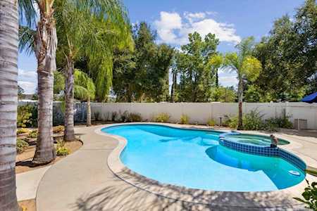 9 Reasons Valley Center San Diego Is a Great Place to Live in 2024 | 2025