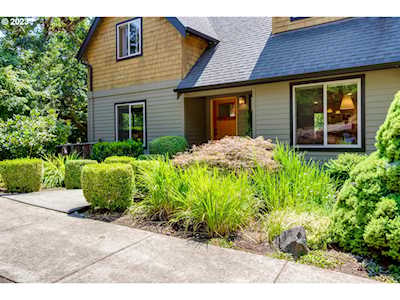 Fox Hollow Neighborhood Homes for Sale in Eugene Oregon