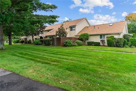 wethersfield commons condos for sale