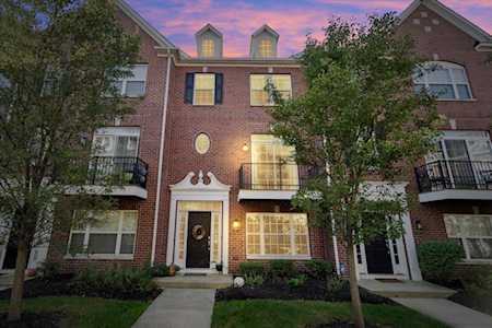 Manchester Square Homes for Sale in Zionsville IN | Indianapolis Real ...