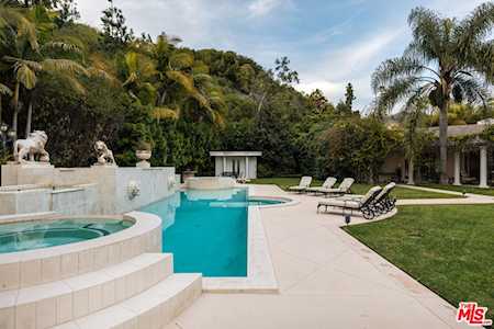 Beverly Hills Luxury Homes for Sale | Beverly Hills Luxury Real Estate