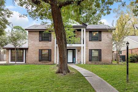 Enchanted Oaks, Spring TX: Homes For Sale (UPDATED)