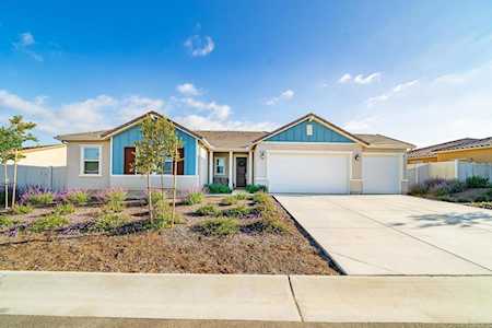 9 Reasons Valley Center San Diego Is a Great Place to Live in 2024 | 2025