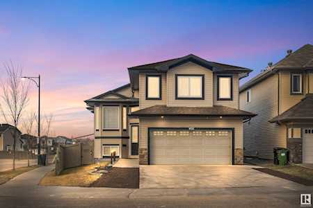 225+ Appealing Edmonton Bi-Level Homes For Sale, View Now!