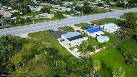 North Fort Myers Commercial Properties