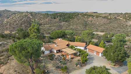 9 Reasons Valley Center San Diego Is a Great Place to Live in 2024 | 2025