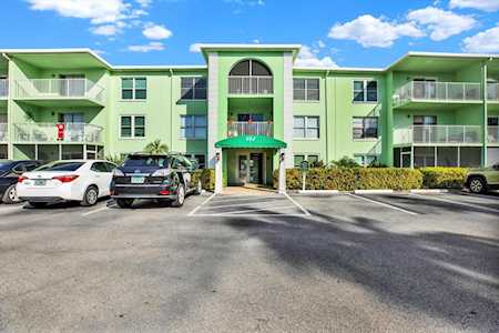 Dolphin Pointe Condos - Waterfront Condominiums in Dunedin FL