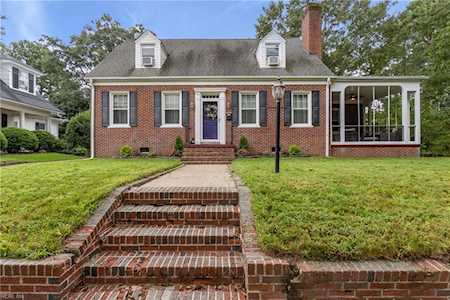 Homes for Sale in the 23434 Zip Code | The Real Estate Group
