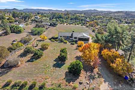 9 Reasons Valley Center San Diego Is a Great Place to Live in 2024 | 2025