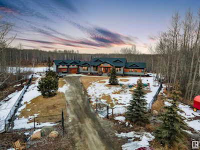 Rural Parkland County Alberta Homes with Landscaping