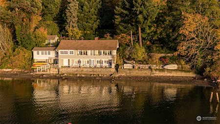 Burton Peninsula Waterfront Homes in Vashon Island, WA (Local ...