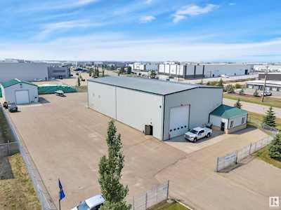 Leduc Alberta Luxury Homes