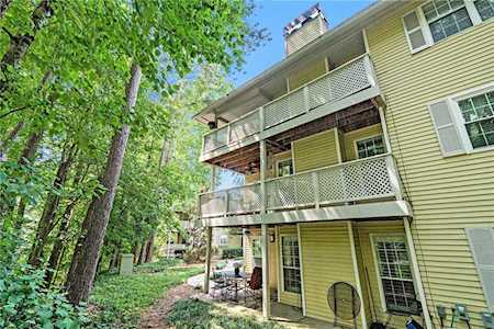 Homes for sale in Sandy Springs Zip Code 30328 | Zip Code 30328 Real Estate