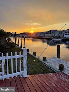 Mariners Cove MHC Waterfront Mobile Home Park - Millsboro Delaware