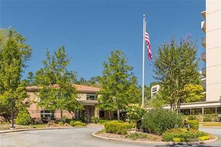 Clairmont Place Condos for Sale in Decatur | 1800 Clairmont Lake