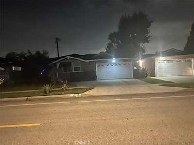 Esther Lindstrom Elementary Homes For Sale - Lakewood, CA