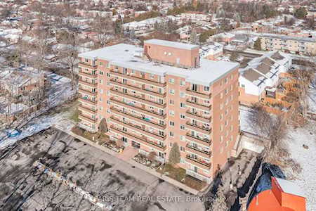 Carriage Park Condos For Sale Barrie - 414 Blake Street Real Estate