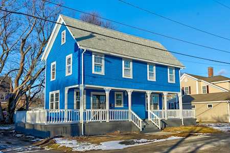 Hull Real Estate - Homes for Sale in Hull