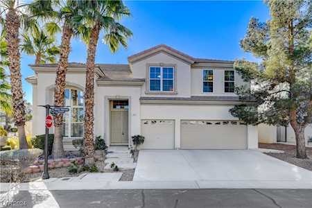 Rhodes Ranch Homes with Pool