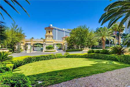 Turnberry Place Condos 2 Bedrooms