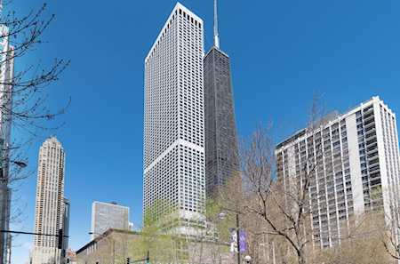 Water Tower Place Condos of Chicago | 180 E Pearson Street Condos